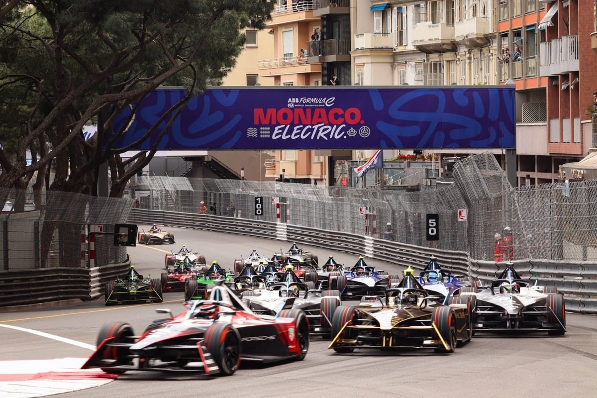 Monaco E-Prix: Evans leads home stunning Jaguar 1-2 - Motorsport Week
