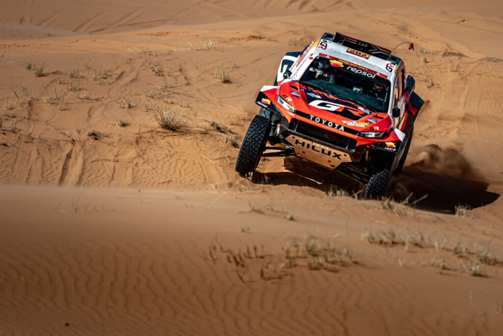 Saood Variawa and Francois Cazalet stealth bomb Dakar stage eight ...