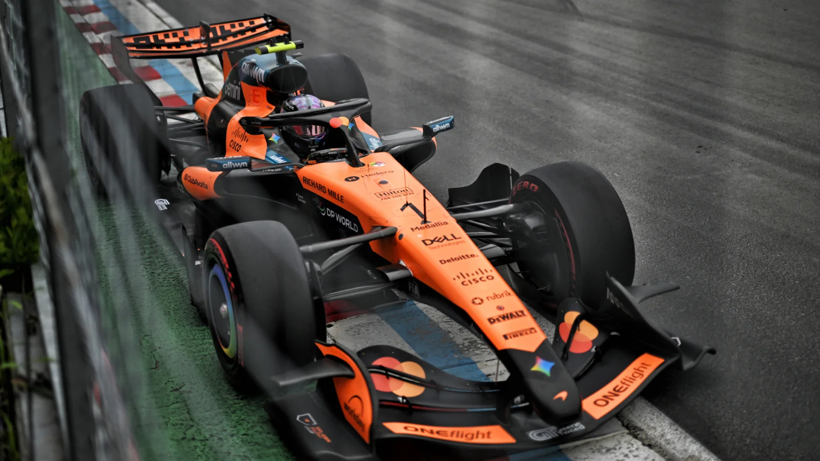 McLaren clarifies why it abandoned its new front wing at the F1 ...
